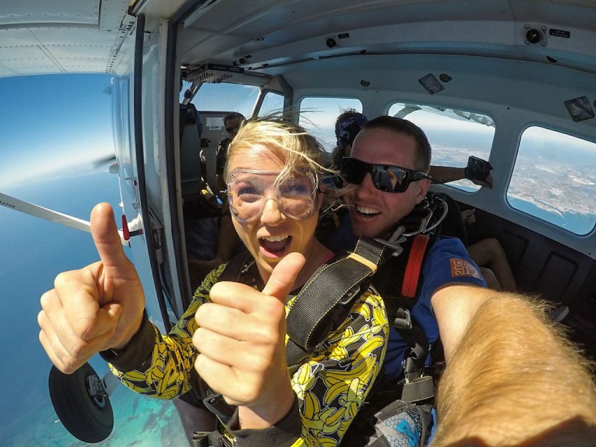 Hillary's Harbour: Rottnest Island Skydive and Ferry Package - Transportation and Timing Details