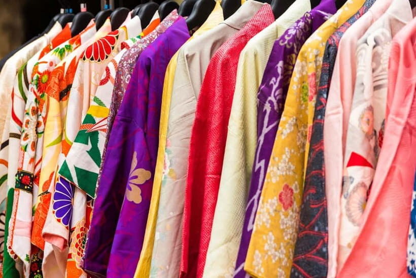 Hiroshima: Experience Japanese kimono by renting it - The Optional Hair Styling