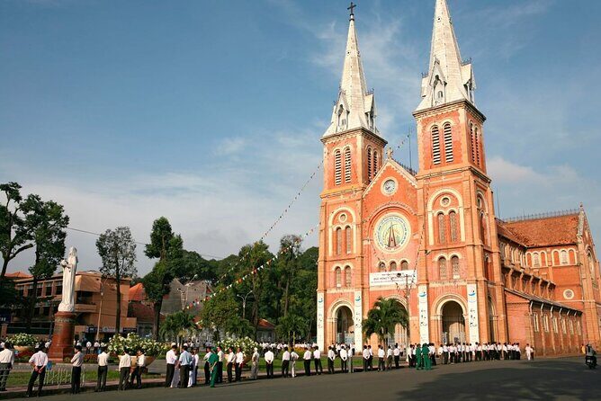 Ho Chi Minh City & Cu Chi Tunnels Deluxe Day Tour In Small Group - Who Should Consider This Tour?