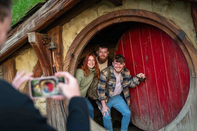 Hobbiton Movie Set Small Tour from Auckland - The Itinerary and Key Stops