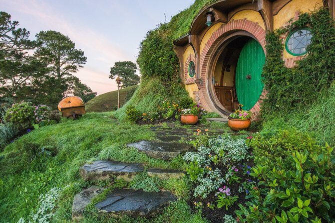 Hobbiton Movie Set Walking Tour from Shires Rest - The Scenic Beauty and Atmosphere