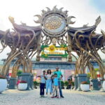 Hoi An/Da Nang: Private Sunset BaNa Hills - Golden Bridge - Exploring the French Village and Outdoor Attractions