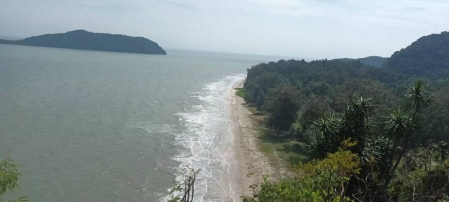 Hua Hin: Sam Roi Yod and Praya Nakhon Cave Group Tour - The Boat Ride & Fishing Village Experience