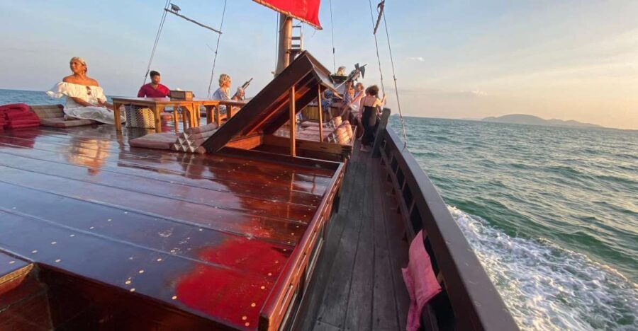 Hua Hin: Siamtara Sunset Sailing Dinner Cruise with Pickup - Price and Value