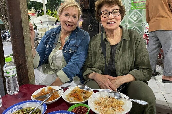 Hue Cyclo Culinary Tour Explore Street Food with an Expert Guide - Iconic Landmarks and Scenic Streets