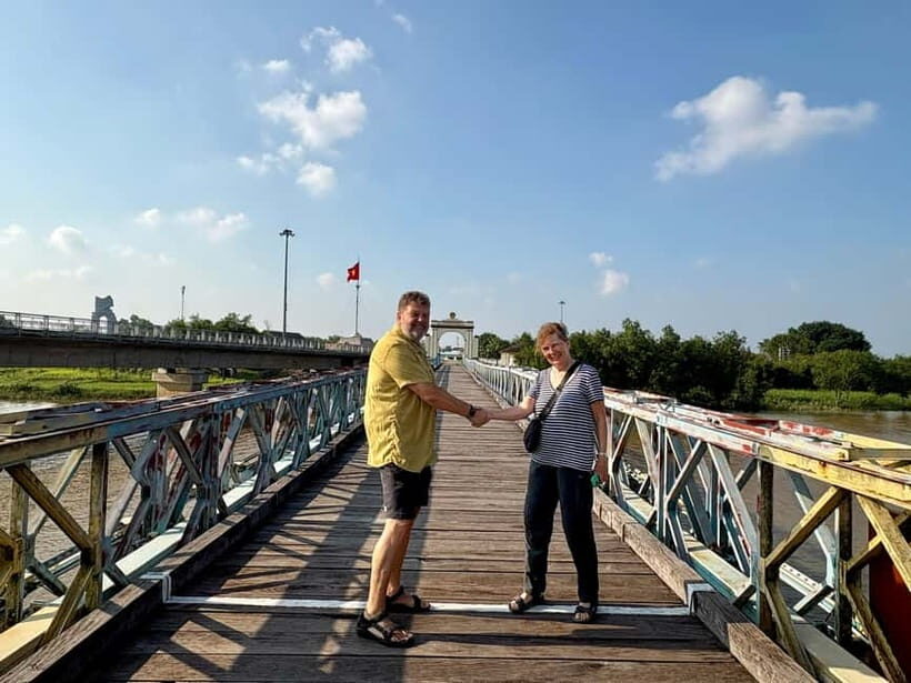 Hue: DMZ Half-Day Tour by Private Car to Vinh Moc Tunnels - Visiting the Hien Luong Bridge and Ben Hai River