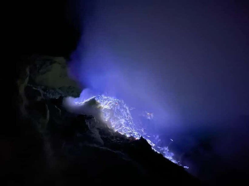 Ijen Crater Blue Fire Night Hike - What’s Included and What to Consider