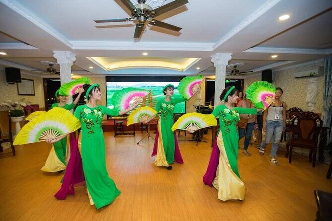 Indochina Queen Dinner Cruise on Saigon River in Vietnam - What Travelers Say