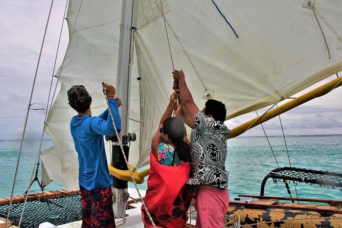 Introduction to sailing and discovering the lagoon - Who will love this experience?