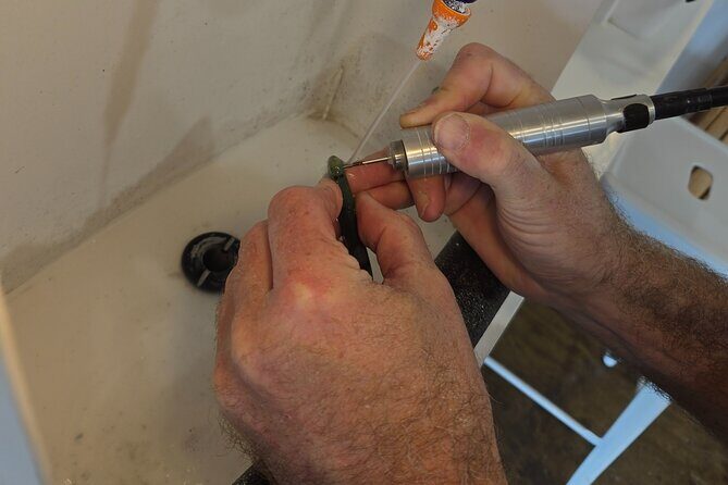 Jade Carving, Honey & Wine Tasting Private Tour - Why This Tour Is a Good Investment