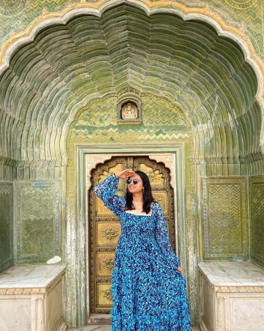 Jaipur: 2-Day City Sightseeing Tour with Cab & Guide - The First Day: Taking in Jaipur’s Iconic Sights