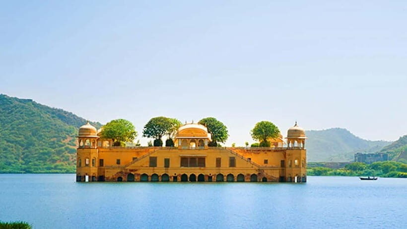 Jaipur: City Palace, Hawa Mahal & Jantar Mantar Private Tour - What Makes This Tour Stand Out