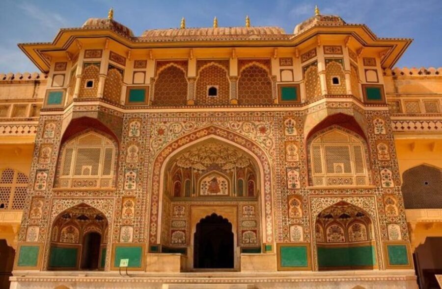 Jaipur Full Day City Tour With Female Guide (For Girls Only) - What’s Included and What’s Not