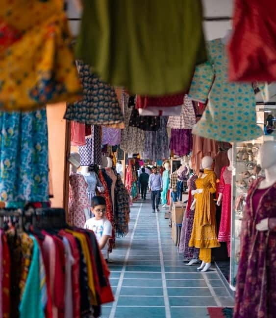 Jaipur: Hawa Mahal, Jantar Mantar & City Palace Guided Tour - FAQs