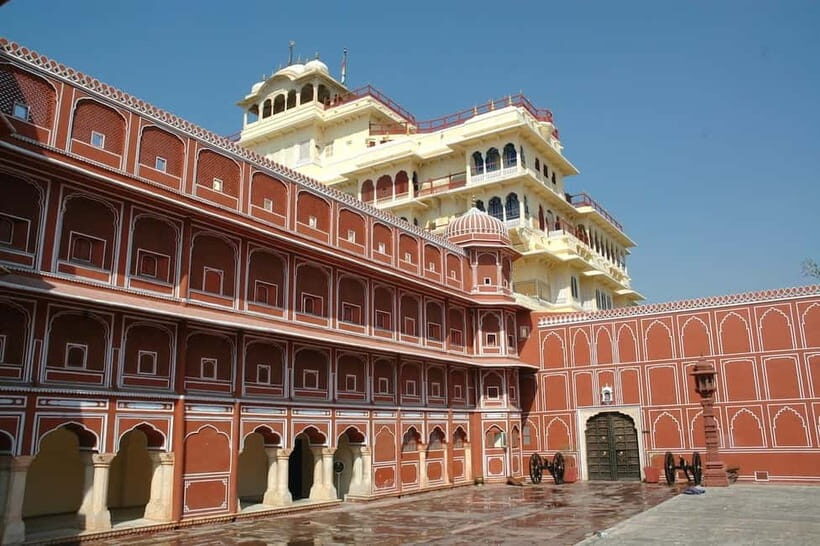 Jaipur: Jantar Mantar Walking Tour with Guide - What Makes Jantar Mantar Special?