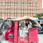 Jaipur Private City Tour with a Women-Driven E-Rickshaw Ride - Itinerary Breakdown