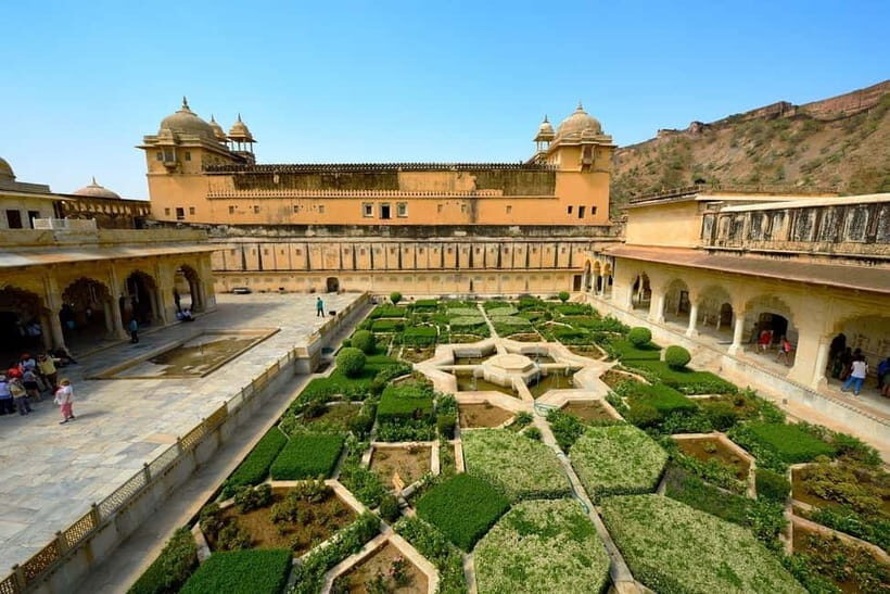 Jaipur: Private City Tour with Car, Guide, Tickets & Lunch - Why This Tour Works for You