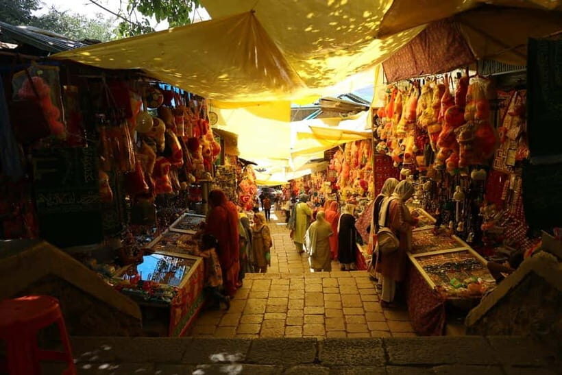 Jaipur: Private Local Shopping Tour with Pickup & Guide - Bapu Bazaar: Textile Heaven