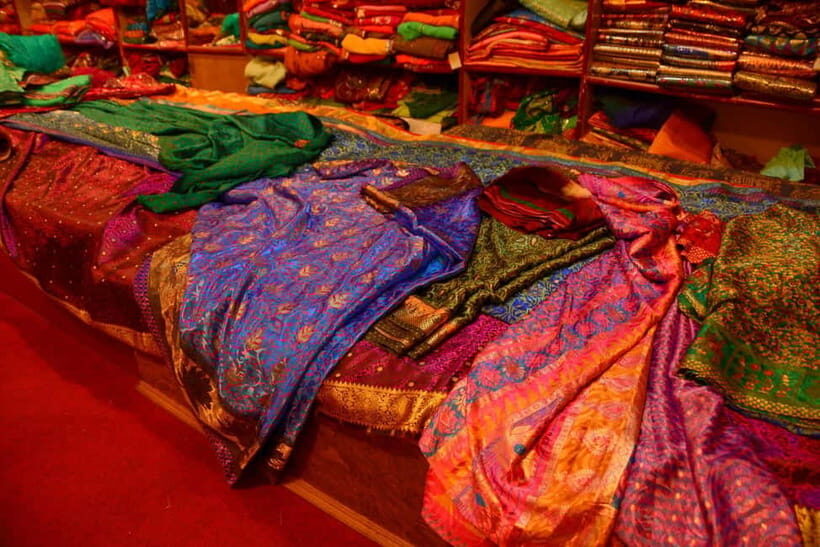 Jaipur: Private Shopping Tour with Block Printing Workshop - What to Expect When You Book