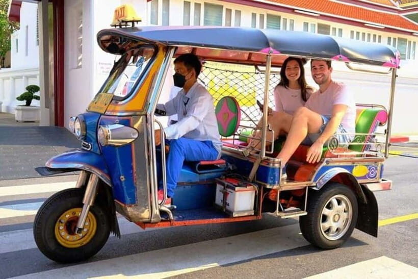 Jaipur: Private Tuk Tuk Tour with Driver - FAQs