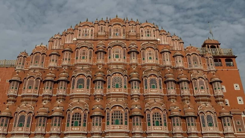 "Jaipur's Living Heritage: A Walk Through Time" - Who Should Consider This Tour?