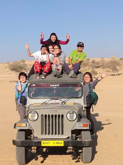 Jaisalmer: Half-Day Camel Tour with Dinner - Sunset Over the Dunes