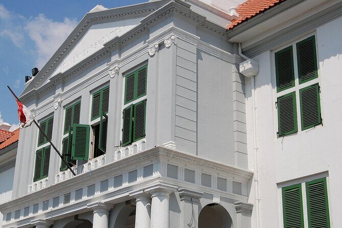 Jakartas Old Batavia Trail - Authenticity, Value, and the Experience