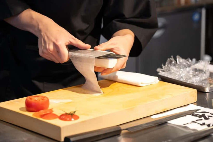 Japanese Knife Skills & Sashimi Bowl Cooking Class in Tokyo - Exploring the Experience: What You Can Expect