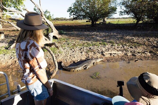 Kakadu National Park Full Day Tour + Yellow Water River Cruise - Starting Early for a Full-Day Adventure