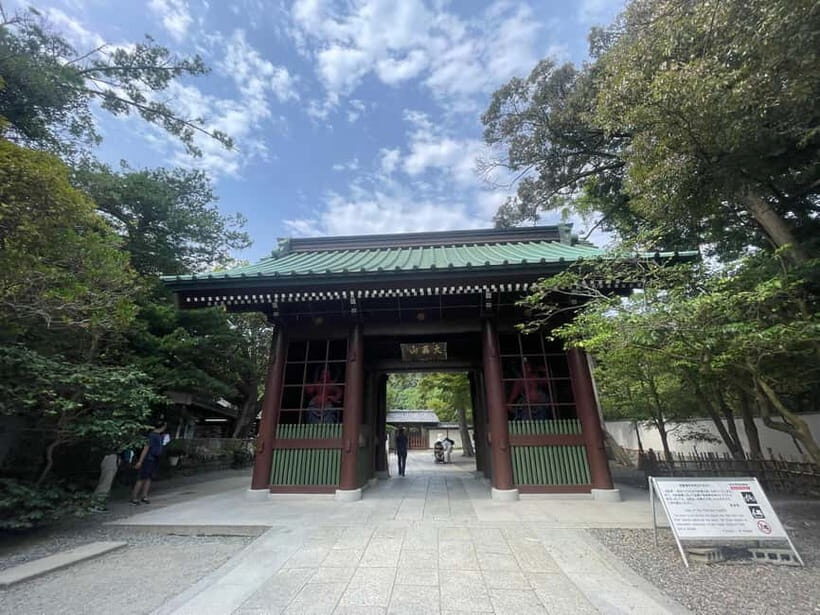 Kamakura: Visit Daibutsu and shopping experience - An In-Depth Look at the Kamakura Daibutsu and Shopping Tour