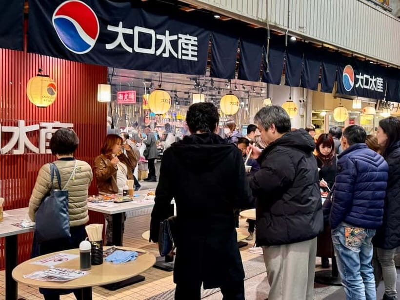 Kanazawa: 2-Hour Private Tour of Omicho Market with Tastings - Visiting Specialty Shops and Local Gifts