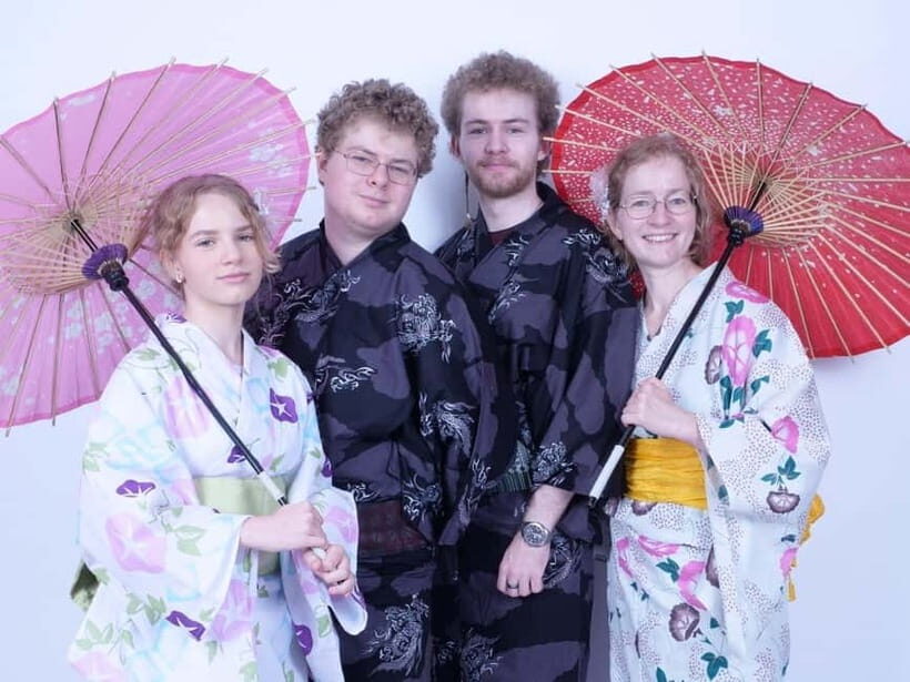 Kanazawa: Selfie Photo Experience with Rental Kimono - Color - Analyzing Value: Is It Worth It?