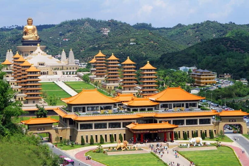 Kaohsiung: Private City Tour with Fo Guang Shan Museum - An In-Depth Look at the Tour