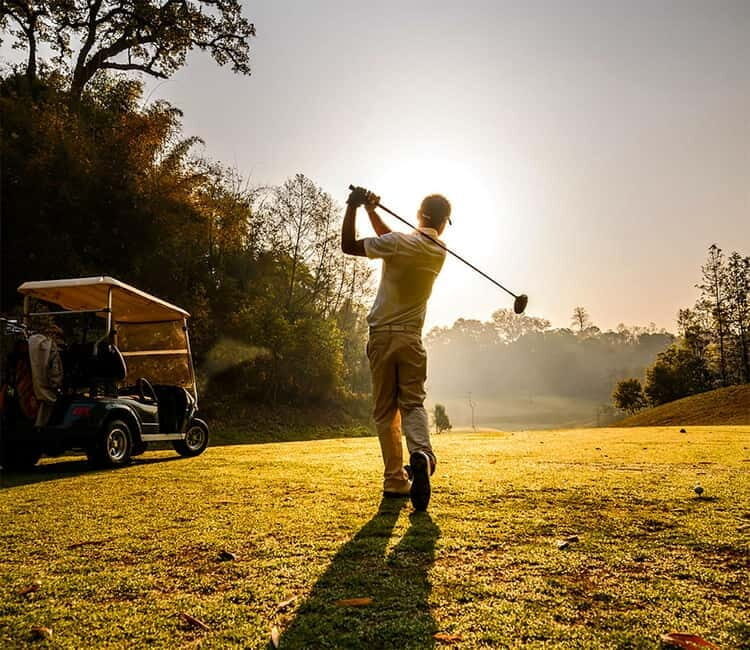 Kathmandu's 18-Hole Gem: Hike & Play the Himalayan Golf - Detailed Breakdown of the Tour Experience