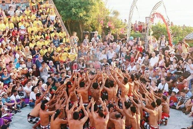 Kecak fire dance and uluwatu temple tour - free wifi - Who Is This Tour Perfect For?