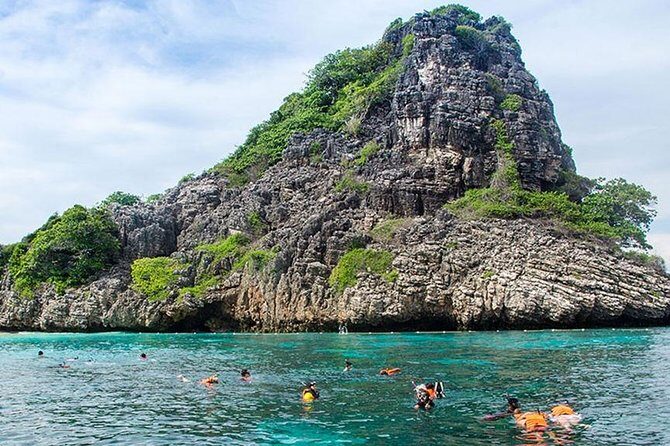 Koh Rok and Koh Haa Snorkeling Trip by Speedboat from Koh Lanta - An In-Depth Look at the Tour Experience