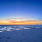 Krabi: Sunrise 4 island by Luxury vintage boat (JOIN) - Exploring the Islands: Tup, Mor, and Chicken Island