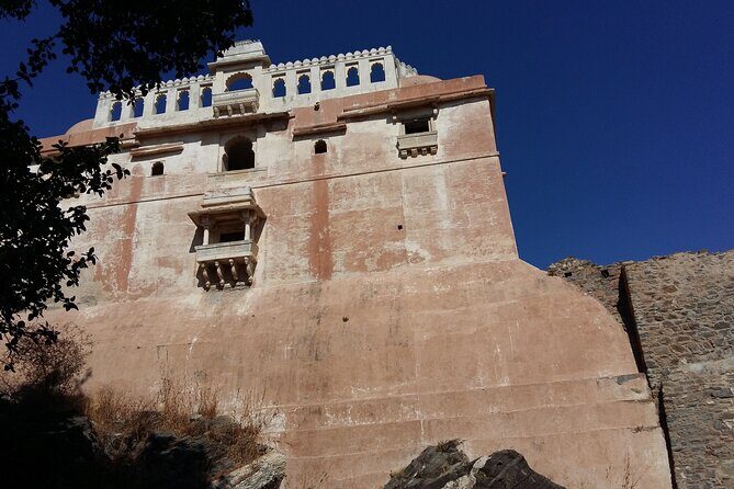 Kumbhalgarh , Ranakpur , Village Experience , Taxi , Shops - Who Should Consider This Tour?