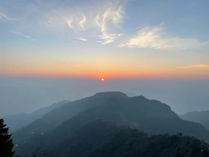 Kunjapuri Temple Sunrise Trek With Professional Guide - What to Expect on the Trek