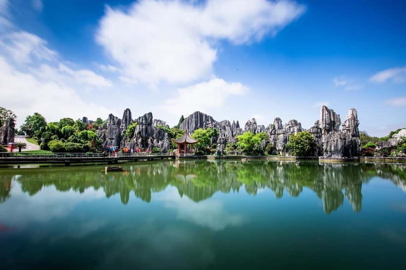 KunmingStone Forest Private Tour:Scenic Walks+Guide Insights - The Price and Value