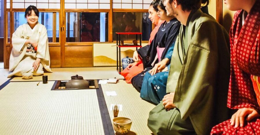 Kyoto: 45-Minute Tea Ceremony Lesson Experience