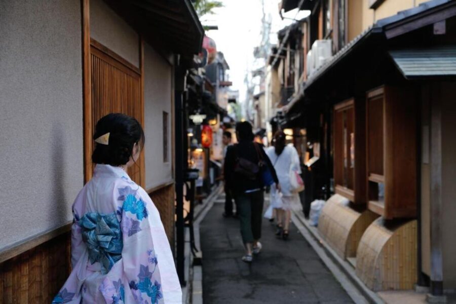 Kyoto Culinary Quest: A Private Flavorful Odyssey - The Authentic Charm of Kyoto’s Food Scene