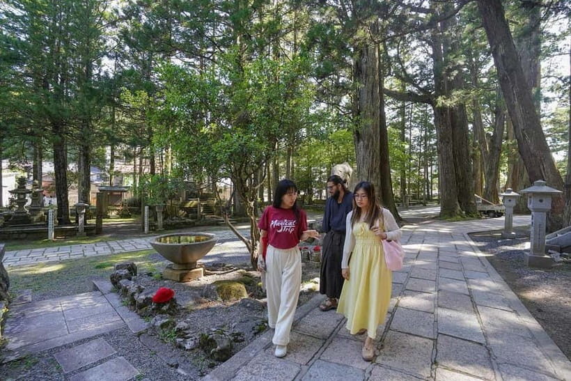 Kyoto: Koyasan Private Day Trip with Guide and Lunch - How the Tour Delivers Value