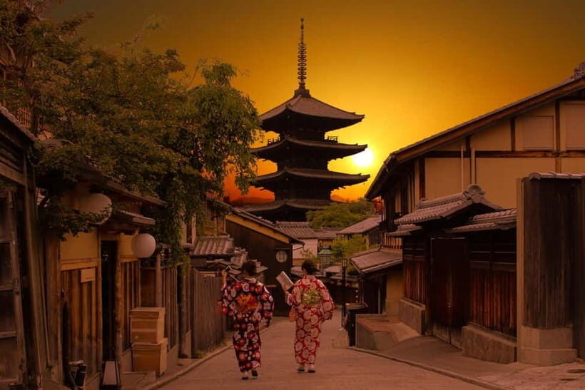 Kyoto: Night Walking Tour with Geisha Traditions - The Broader Cultural Context