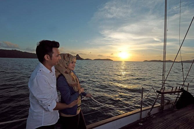 Langkawi Andaman Sea Sunset Dinner Cruise with Private Pickup - What Makes This Tour Stand Out?
