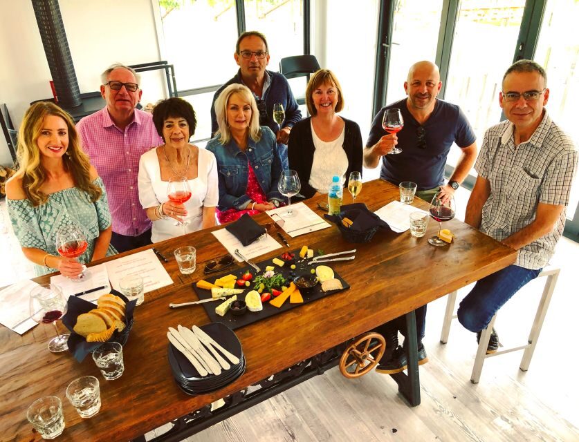 Launceston: Tamar Valley Wine Tour with Lunch - An Introduction to the Tamar Valley Wine Tour