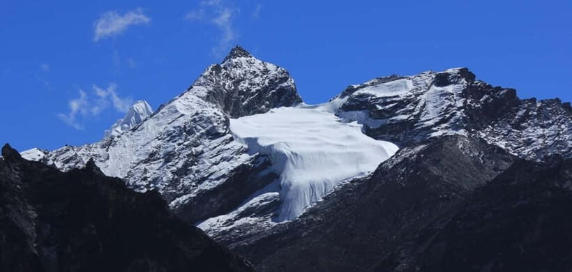 Lobuche Peak Climbing Cost 2025 | 2026 - The Itineraries: Flexibility for Different Travelers