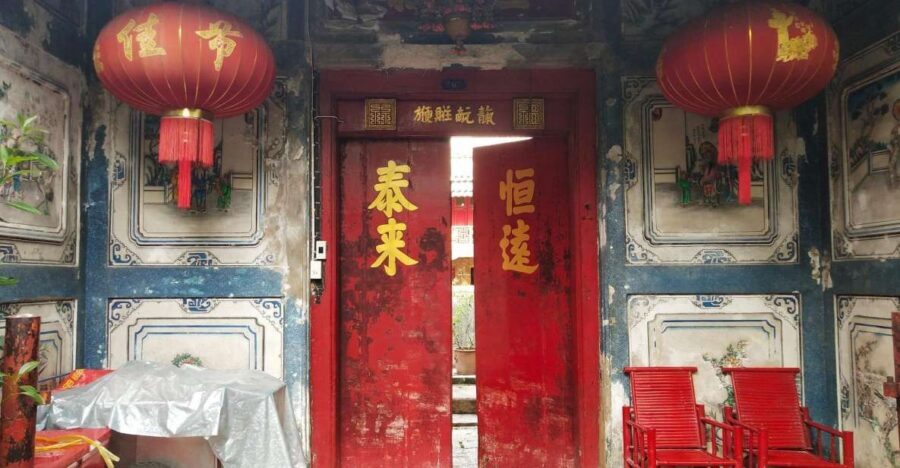 Local Life, Culture & Food Walking Tour at Chinatown - A Deep Dive into the Experience