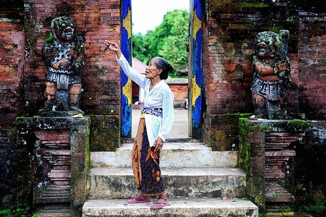 Lombok City Tour: Private Temple Tour with Lunch - The Realities According to Travelers