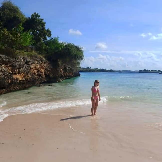 Lombok : Pink Beach Tour, Secret Gili and Snorkeling Tour - The Value and Practicalities